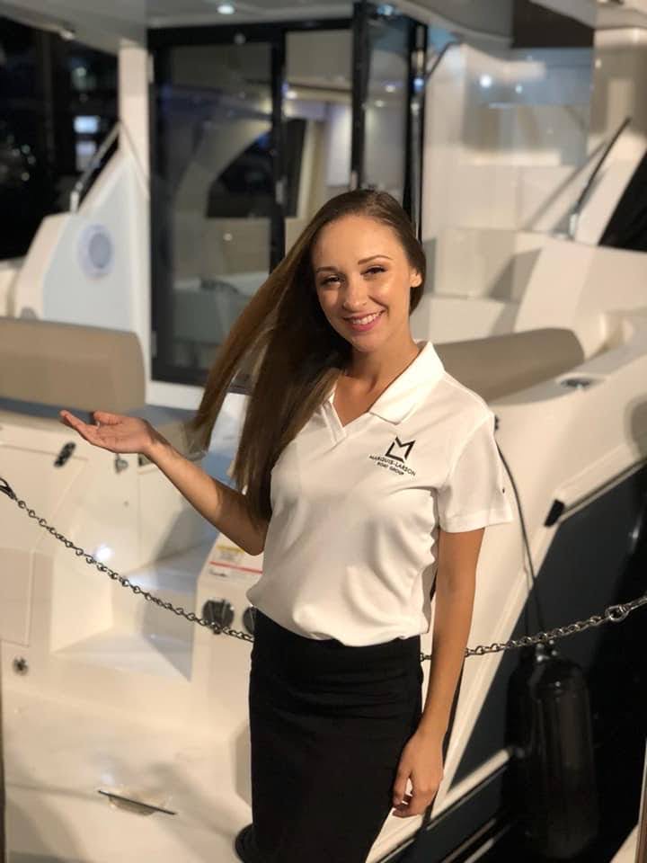 Models | Convention Model - Trade Show Talent